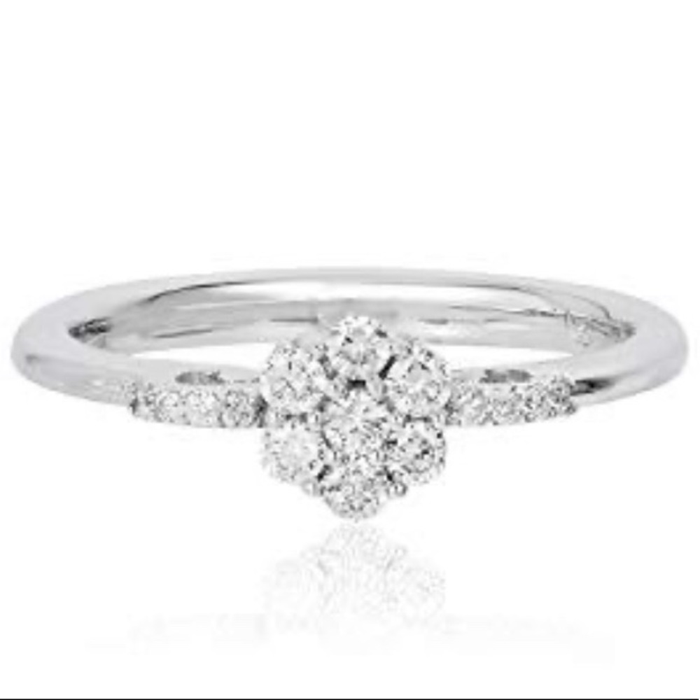 Disney’s Enchanted Cinderella’s Diamond Ring. - Gem